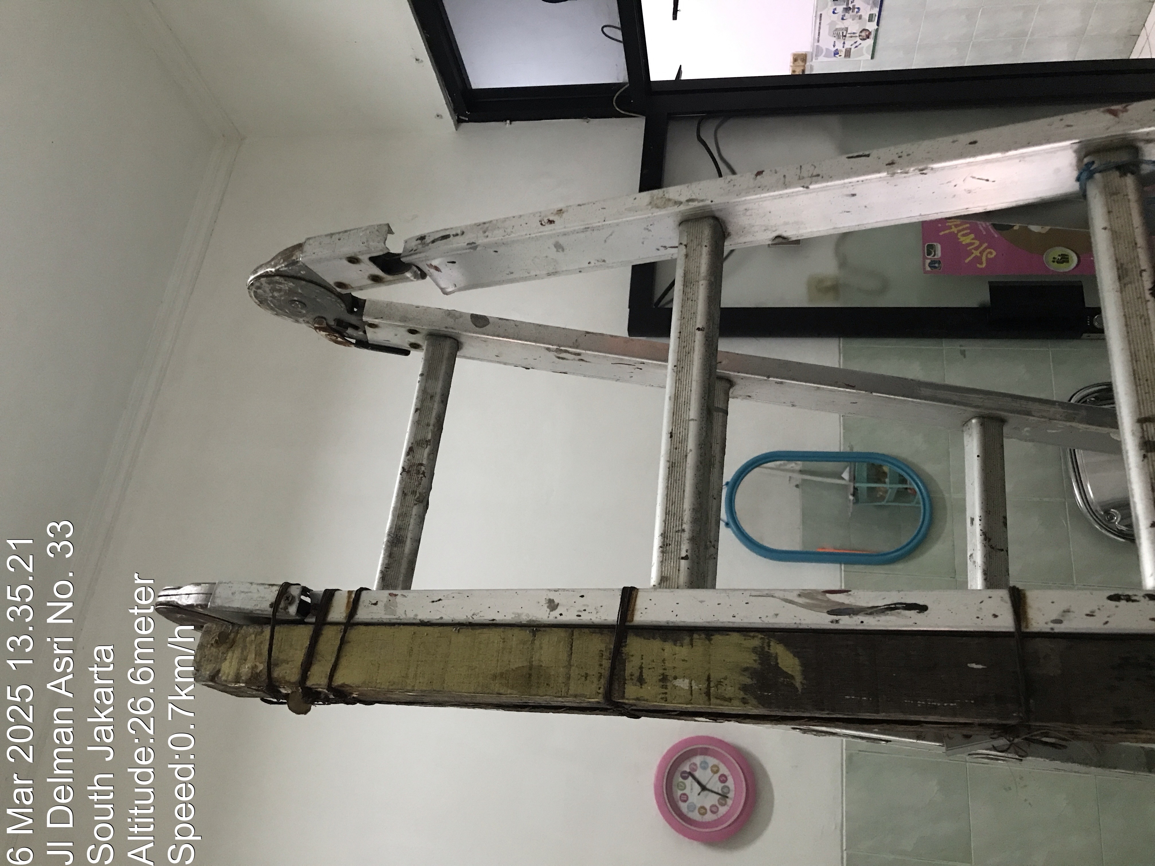 Detail Pengaduan - Ijin melaporkan tangga lipat pustu klu sudah rusak ...